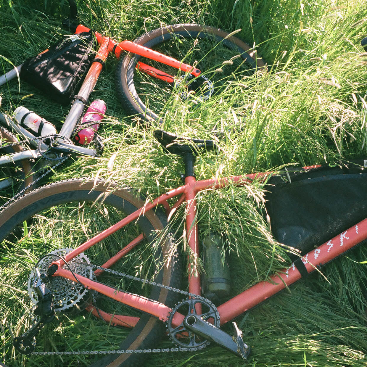 Hudski Bikes - High-Quality Bicycles and Accessories